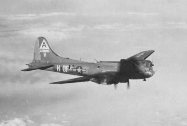 B-17 Bomber Flying Fortress – The Queen Of The Skies